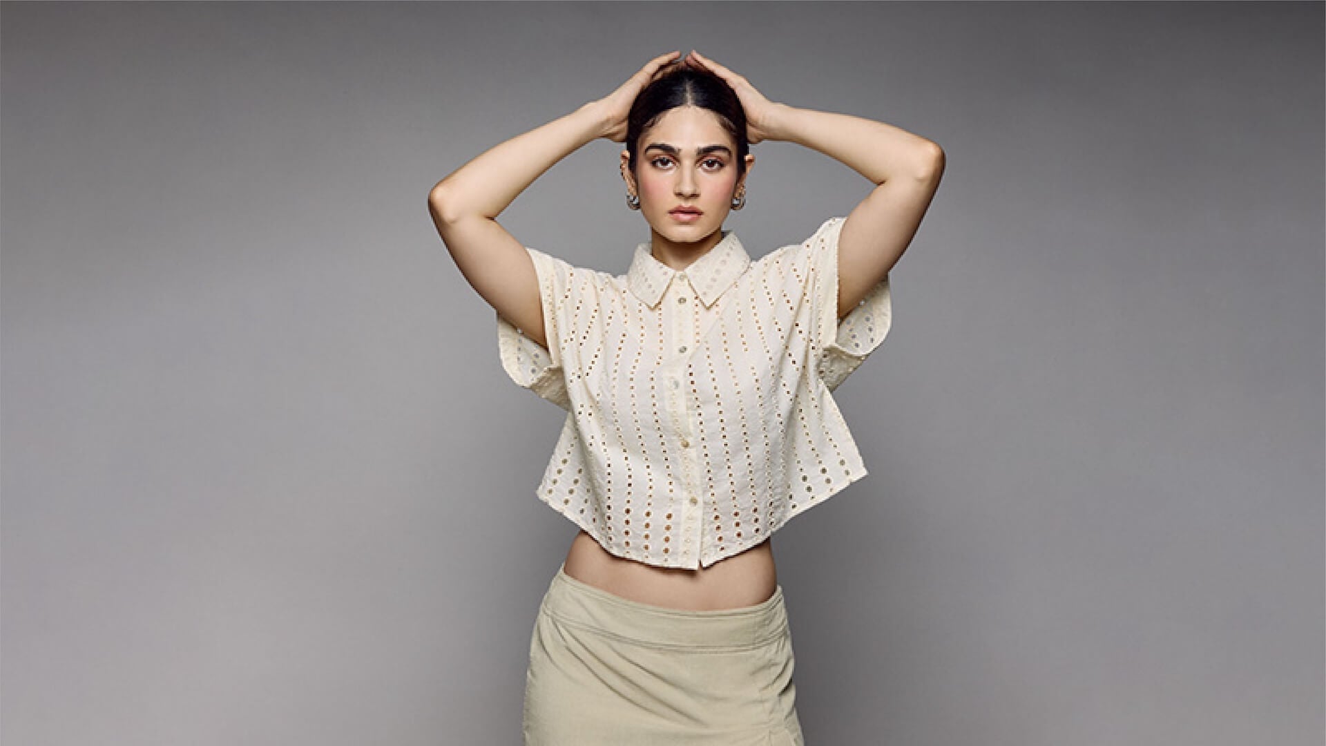Buy Women's Cotton Topwear: Stylish Tops & Shirts | Cottonworld